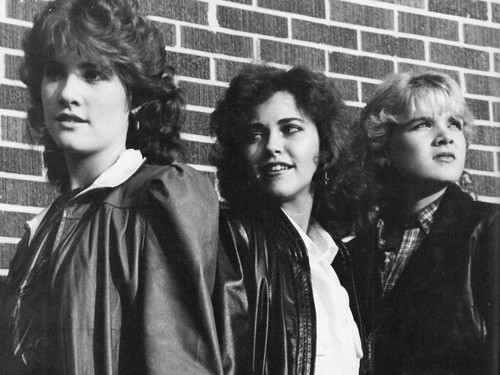 Actress JULIA ROBERTS High School Yearbook ~ Pretty Woman ~ Erin ...