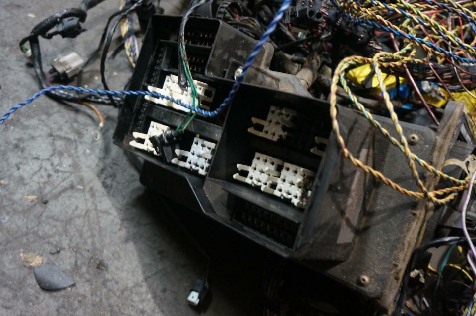 OEM BMW E36/E37 Main Chassis Body Wiring Harness Loom Fuse Box 96-99 Z3 ...