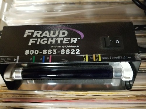 UVERITECH FRAUD FIGHTER BLACKLIGHT MODEL HD8X1 120 V. | eBay