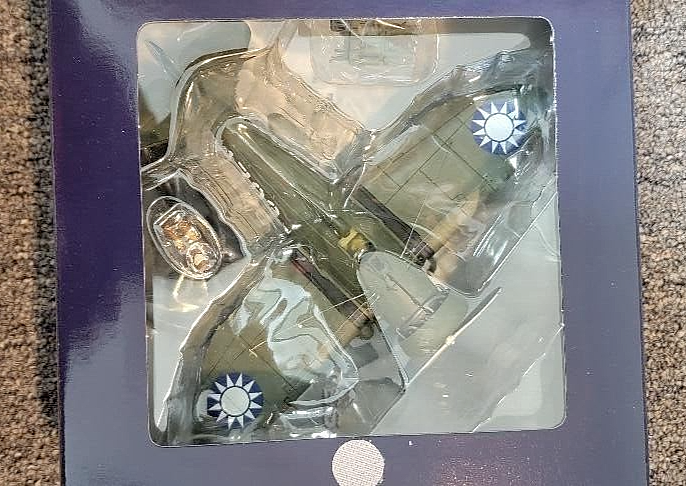 Hobby Master 1:48 HA7510 P-26 Peashooter Chinese Air Force 17th FS ...