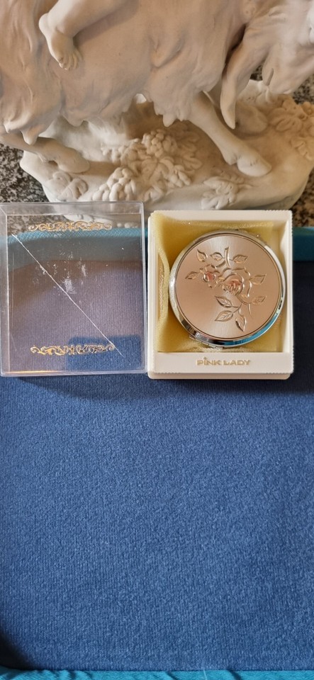 Pink Lady Powder Compact, Vintage cosmetics, face powder, make up ...