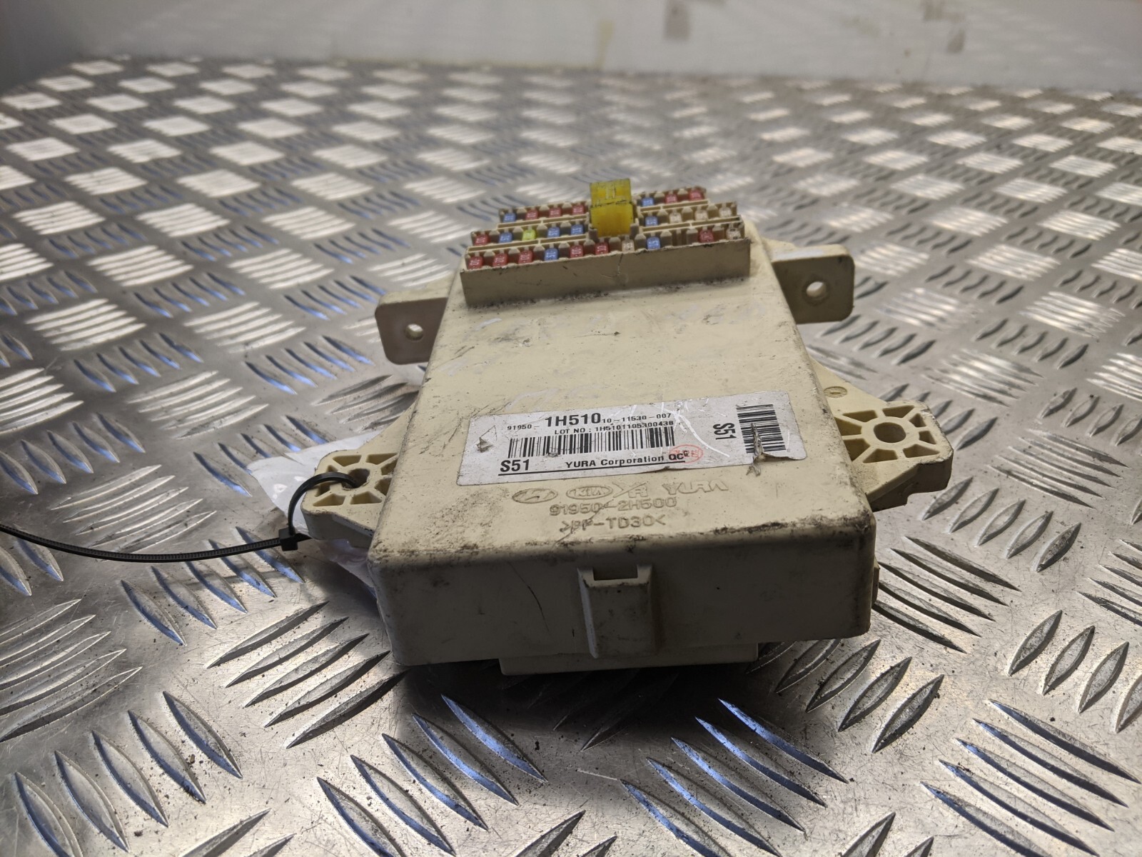 B447 KIA Fusible Boite 919502H500 | eBay