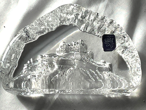 VINTAGE EDINBURGH SCOTLAND CASTLE CRYSTAL PAPERWEIGHT W/ STICKER - FREE ...