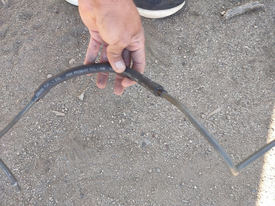 Cut Off Fuel return HOSE Bottom Gas TANK To engine jaguar 1995-03 XJ6 ...
