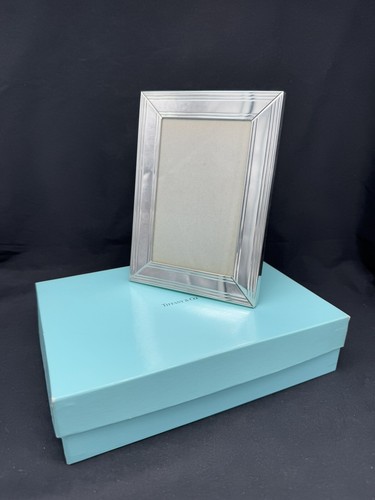 VINTAGE TIFFANY & CO. STERLING SILVER 5x7 PICTURE FRAME W/ BOX | eBay