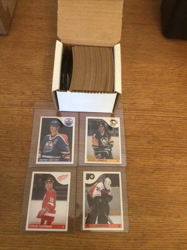 1985-86 Topps Hockey Complete Set (1-165) LEMIEUX RC, GRETZKY, YZERMAN ...