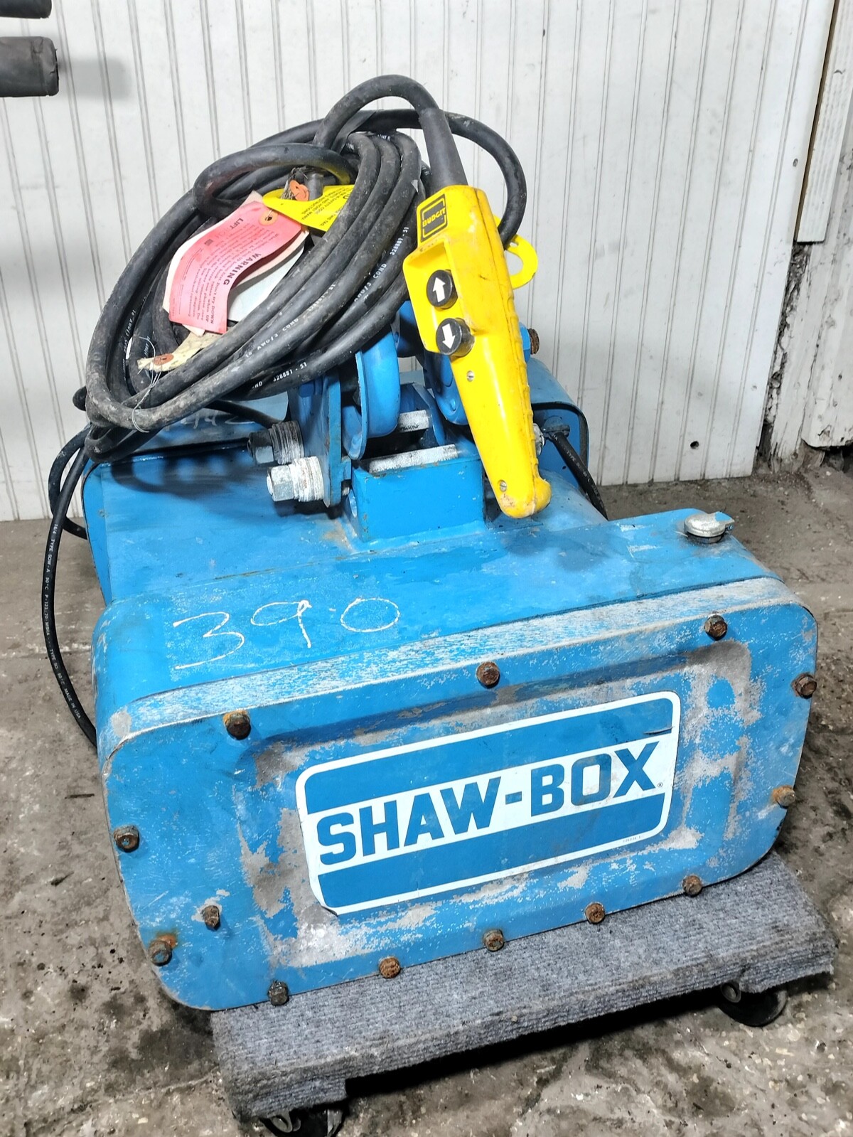 Electric Shaw-Box Winch Ceiling Hoist Wire Rope 1000lb 24 FPM - Model ...