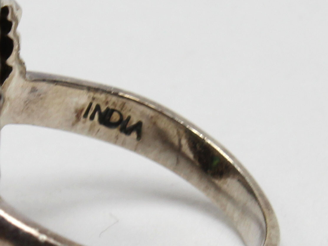 SLG 925 India Silver Cluster Ring with White and Gree… - Gem