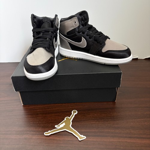 Jordan Little Kid's 1 Retro High OG 'Satin Shadow' Black Grey White ...