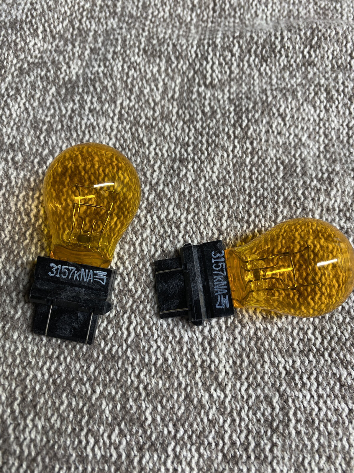 NEW Turn Signal Light Sylvania 3057NA FAST FREE SHIPPING 💰💰💰💰 | eBay