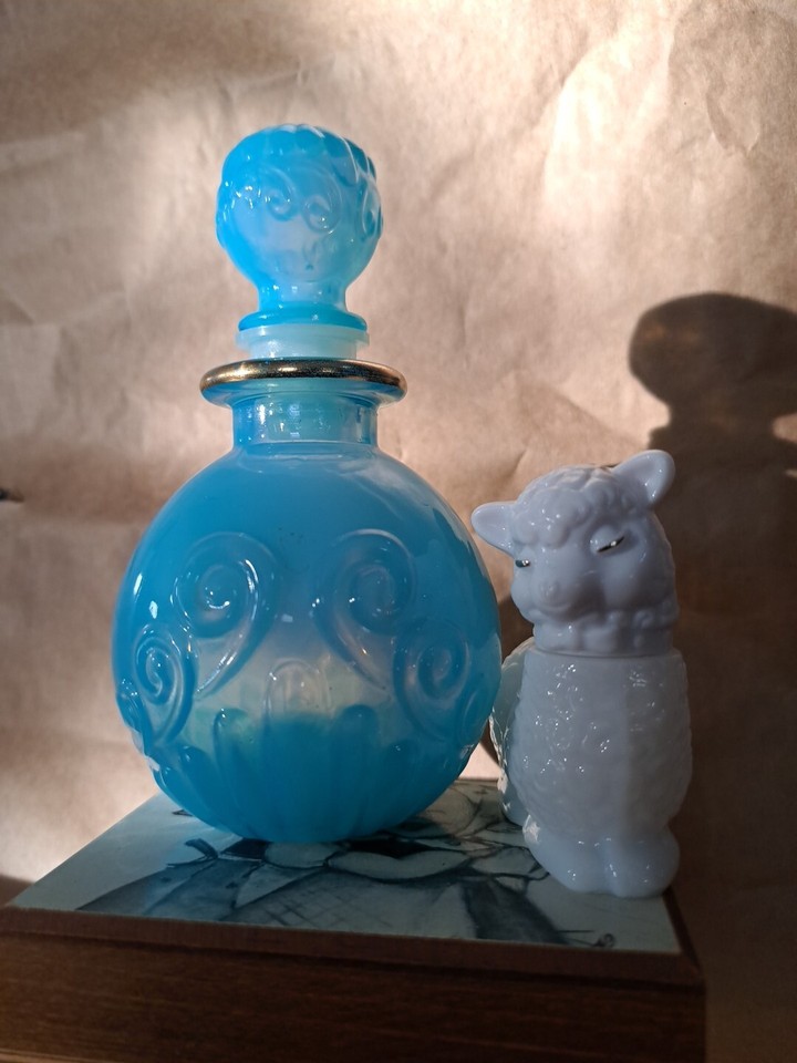 Avon Bristol Blue Moonwind 5 oz Cologne Opaline Glass Decant Lamb ...