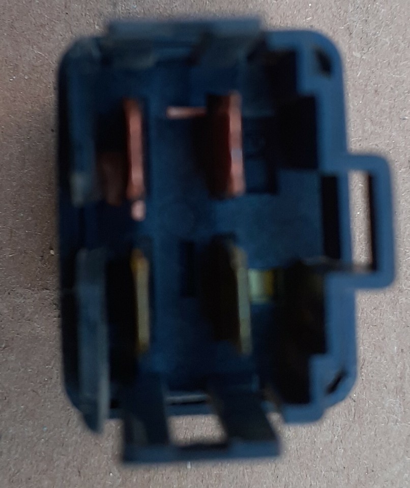 Hyundai Galloper HMC 95220-22100 Fusible Relé Relay Interruptor Módulo ...