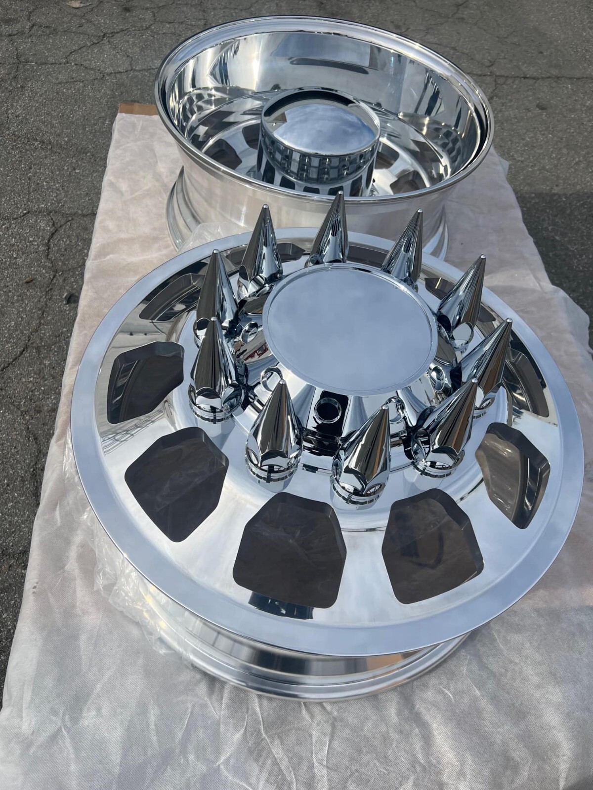 Custom Tuck Dually Wheels Chevy 3500 C30 OBS Ford Dodge 22x8.25 OUTER ...