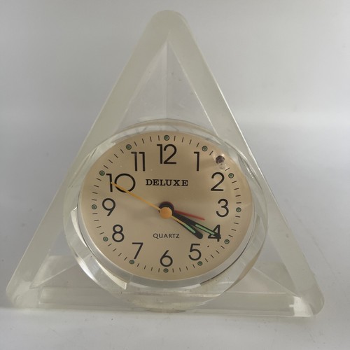 Rare Vintage DELUXE Quartz Alarm Clock With Push Light - Triangle ...