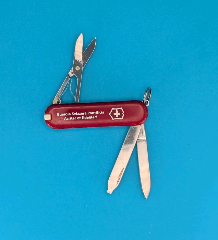 Victorinox VATICAN CITY PONTIFICAL SWISS GUARD 58mm Swiss Army Knife ...