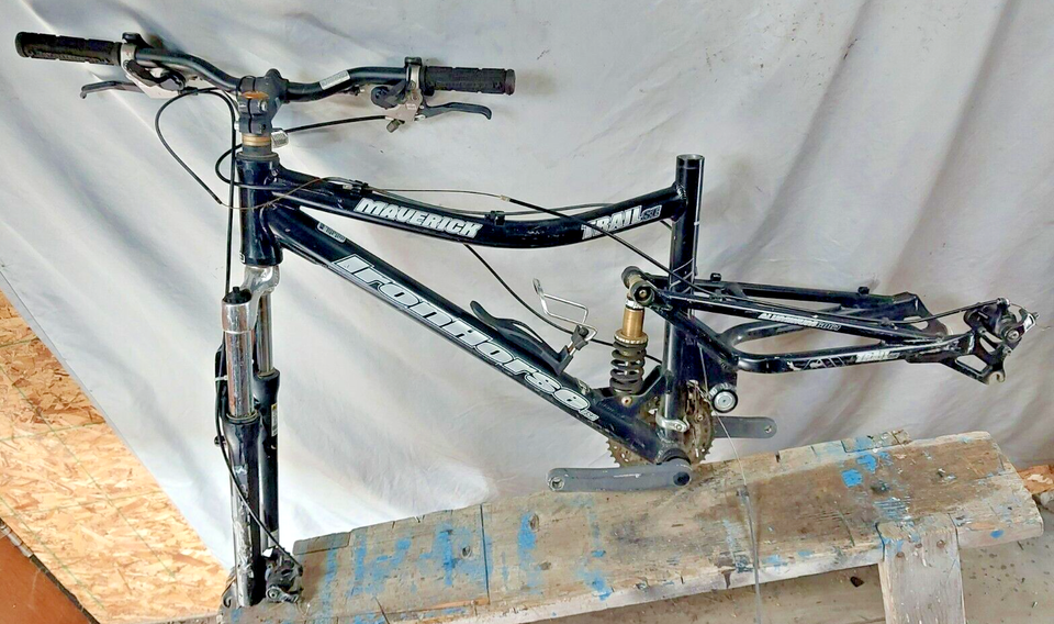 2015 Iron Horse Maverick Trail SE FS MTB Bike Frame MED Softtail Full ...