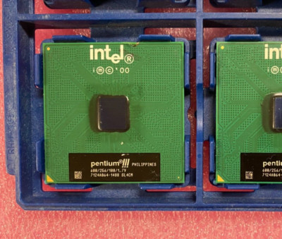 INTEL PENTIUM III 600/256/100 CPU SOCKET FC PGA 370 RB80526PY600256 ...