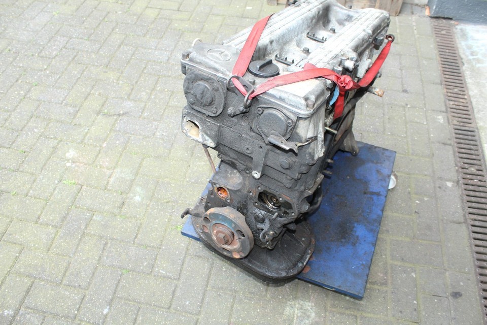 Mercedes-Benz W126 W123 W107 SL SLC M110 2.8 Petrol Engine 110.982 | eBay