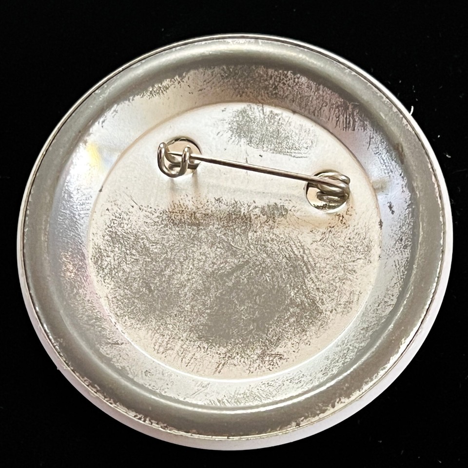 Vtg Schwinn Bicycle Pin Pinback GEARED UP FOR '82 Advertising Button ...