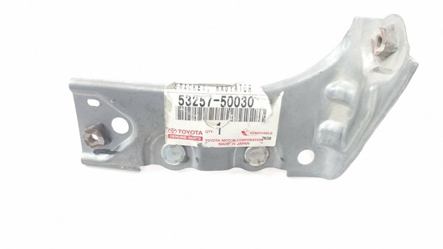 53257-50030 Toyota Bracket Radiator Support to Front Fender 5325750030 ...