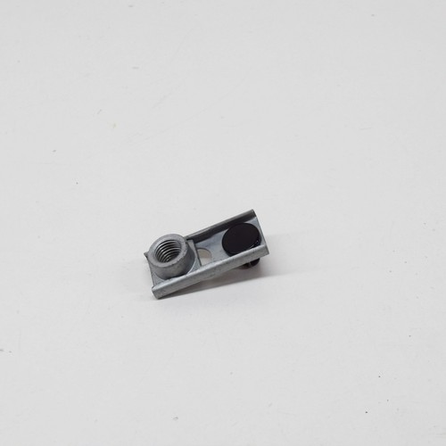 OEM MINI COOPER R56 REAR SUSPENSION CONTROL ARM CAGE NUT 33306770138 ...