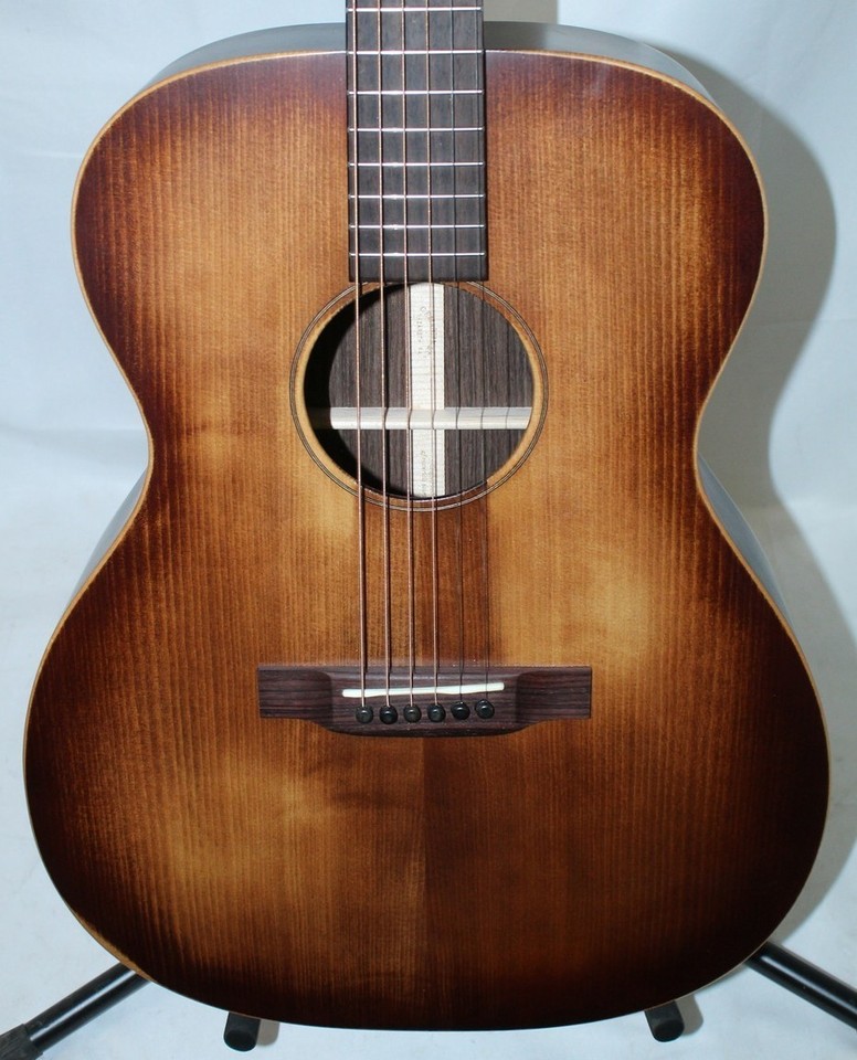 Martin 00016 StreetMaster Acoustic Guitar with Gigbag | eBay