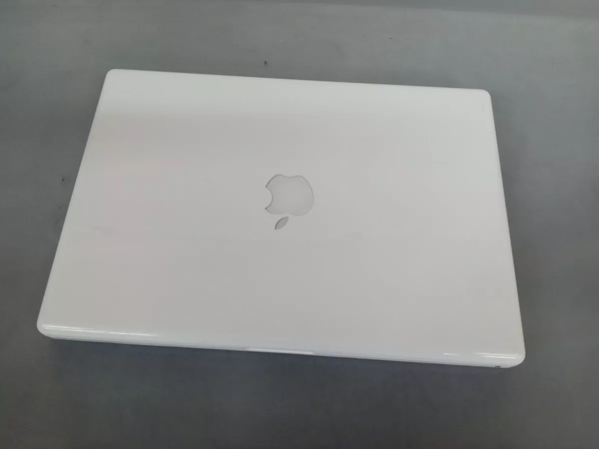 2008 White Macbook