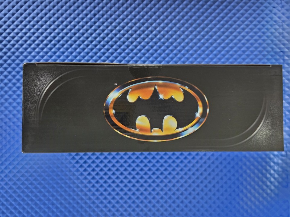 NECA Batman Utility Belt DC Comics, New Sealed, 1989 Movie Prop Replica ...