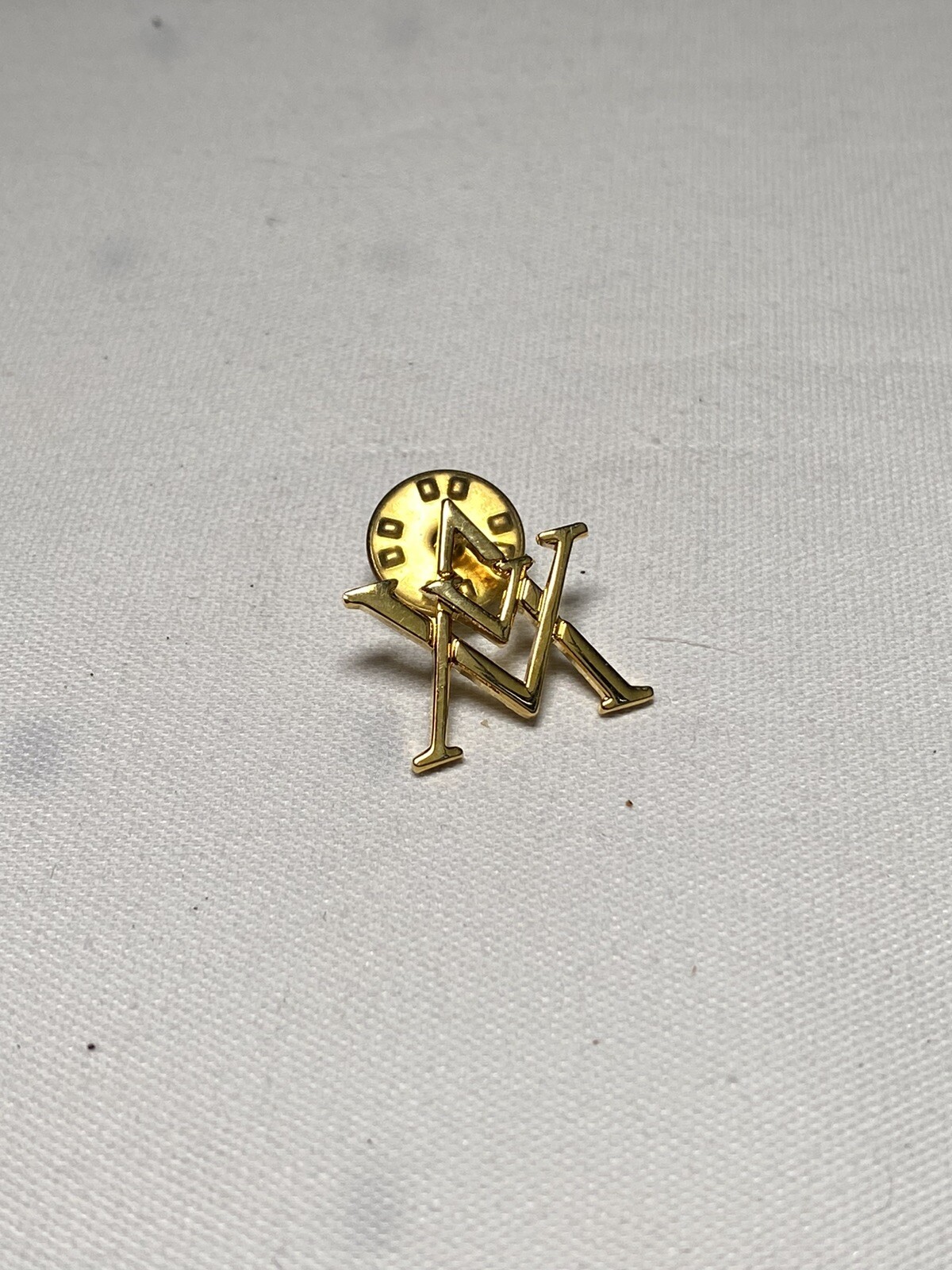 AVV VVA AVA LAPEL PIN | eBay