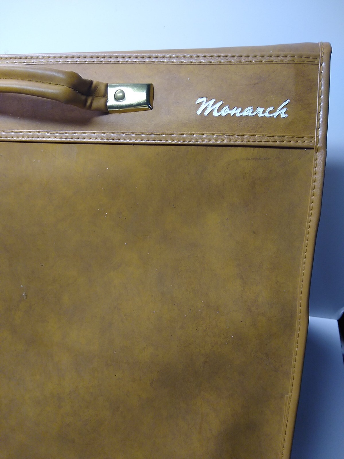 Vintage RARE MONARCH Luggage Leather Garment Bag Suit… - Gem