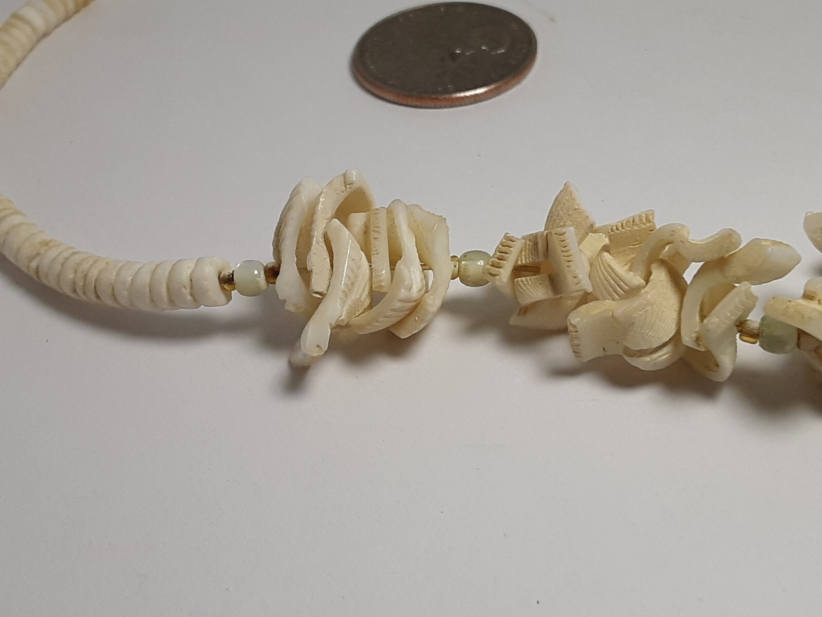 Vintage Hawaiian 70s Puka Shell Cluster Flowers Penda… - Gem