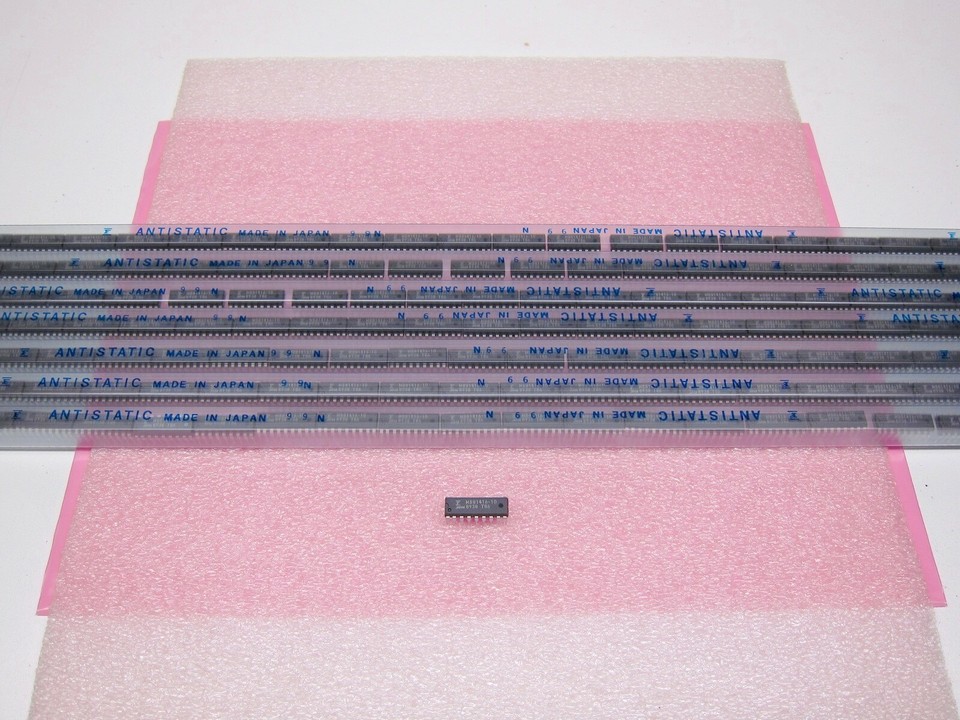 40pc lot NOS Fujitsu 64k (16x4) 100ns 18-pin DIP Page Mode Memory DRAM ...