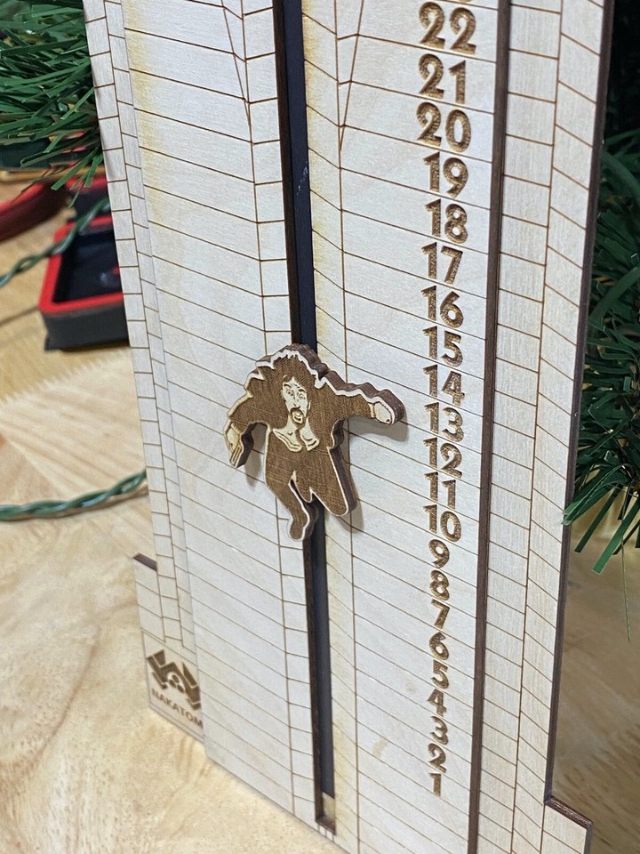 Hans Gruber Falling off Nakatomi Plaza Advent Calendar INCLUDES 2x 3 ...