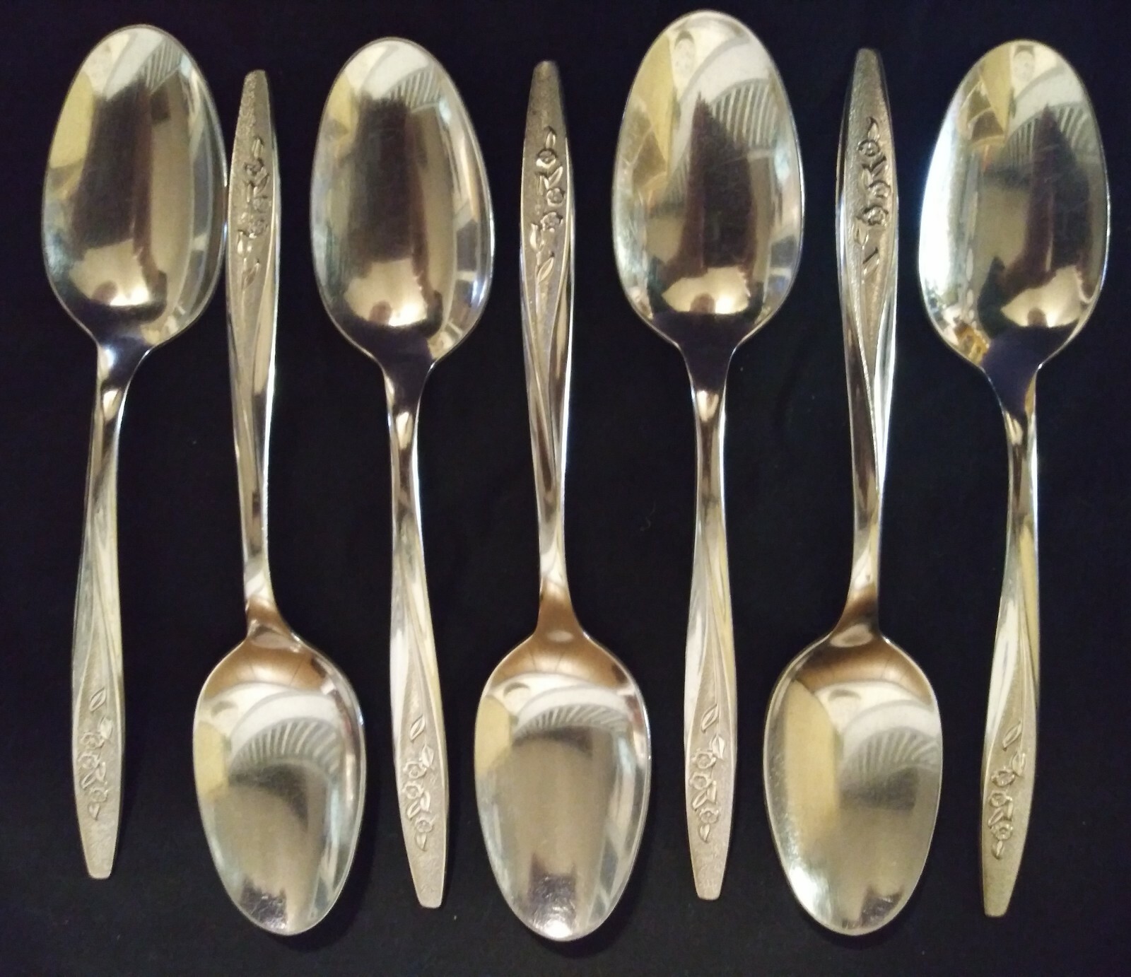 International Silver Superior Stainless Radiant Rose Oval Soup Spoons ...