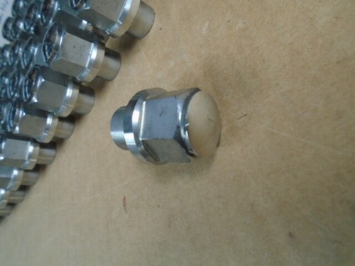 Triumph STAG 2000/2500 ** STAINLESS Steel WHEEL NUT ** For factory ...