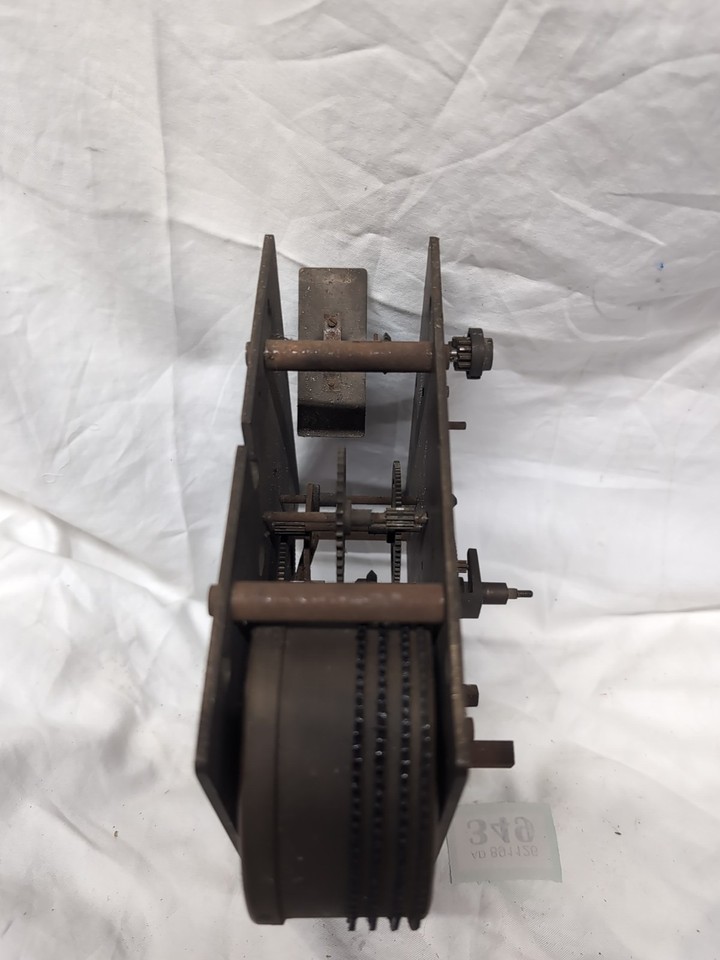 Antique 'Empire' No 35169 GBTP Ltd Fusilee Single Chain Clock Movement ...