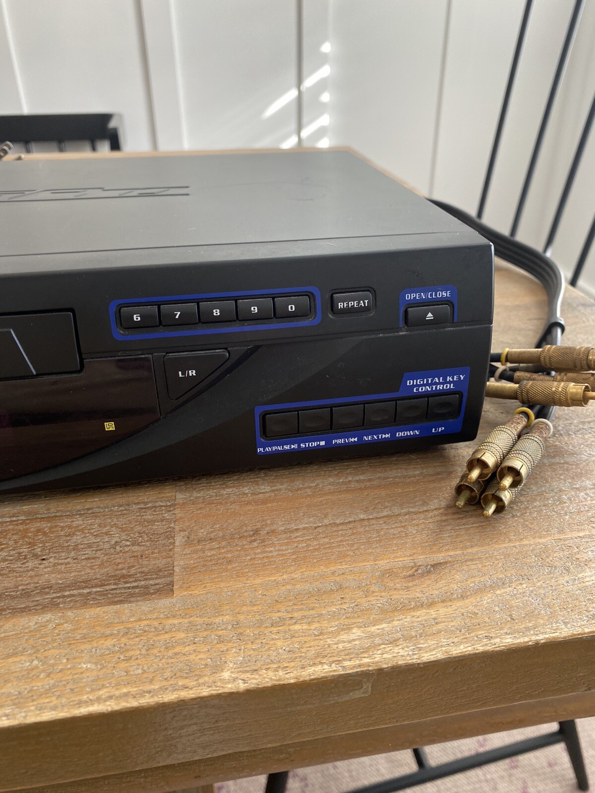 VocoPro DVX-880PRO Multi Format Digital Key Control Karaoke DVD/DIVX ...