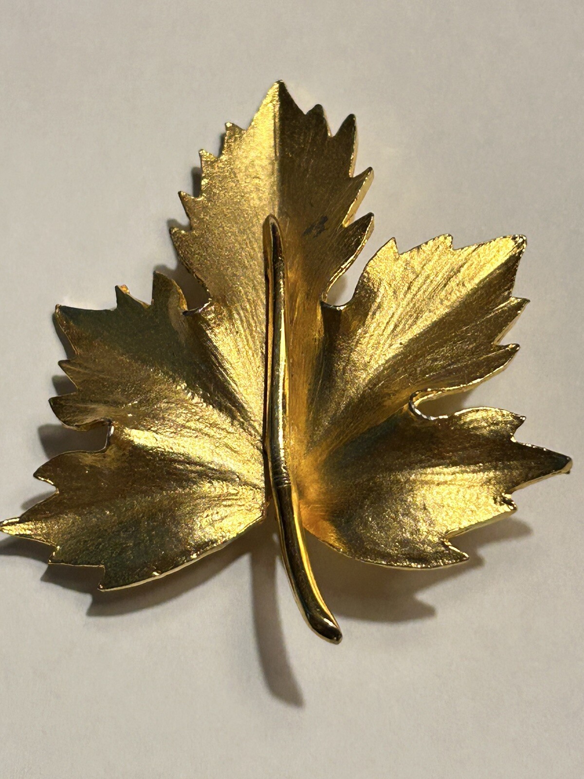 Vintage Maple Leaf Brooch 2 1/4” Brushed Gold Tone EUC | eBay