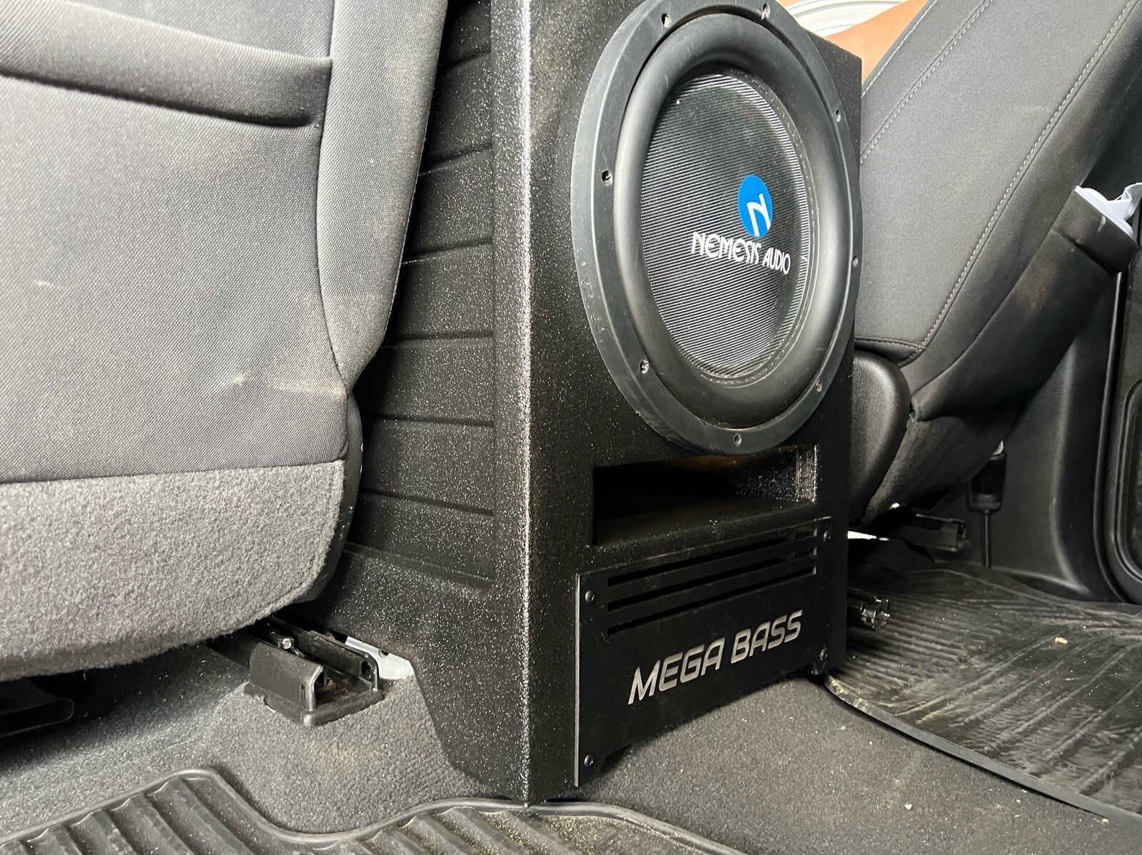 Chevy Silverado Gmc Sierra Crew Cab 19-22 Center Console Subwoofer Box ...