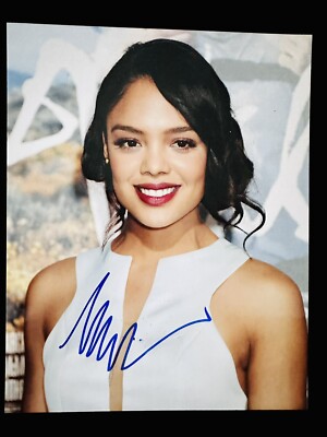 Tessa Thompson signed 8x10 photo In Person. Avengers, Creed | eBay
