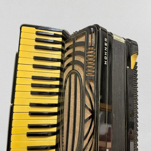 Hohner Tango V Accordion 41 Keys 140 Bass Serviced Vintage Germany ...