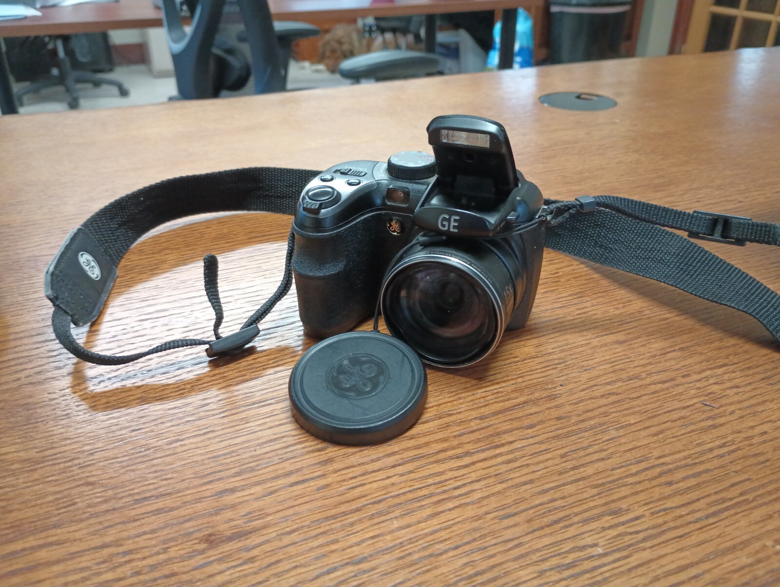 GE X5 14.1MP 15x Zoom Compact Digital Bridge Camera & 2GB SD | eBay