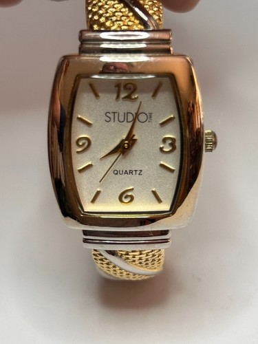 Working Ladies Gold Studio Quartz Bangle Watch FD | eBay