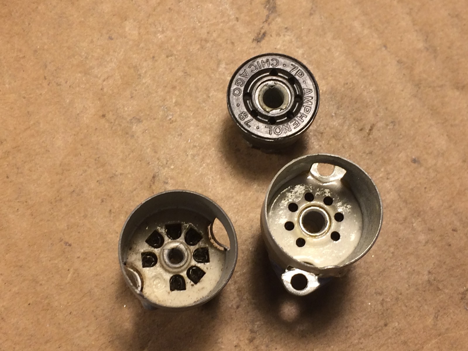 3 NOS 7-pin Mixed Vacuum Tube Sockets for guitar amps 2 ceramic 1 ...