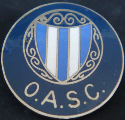 OLDHAM ATHLETIC FC Rare vintage SUPPORTERS CLUB badge Brooch pin 25mm ...