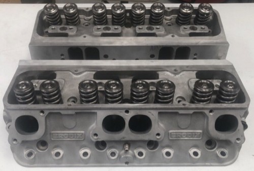 Brodix 11° 4.500 bore spacing Heads Titanium valve W/ T&D shaft Rockers ...