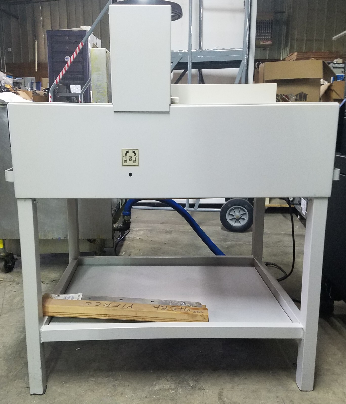 MBM Triumph Ideal 4810 18.5" Semi-Automatic Industrial Guillotine Paper ...