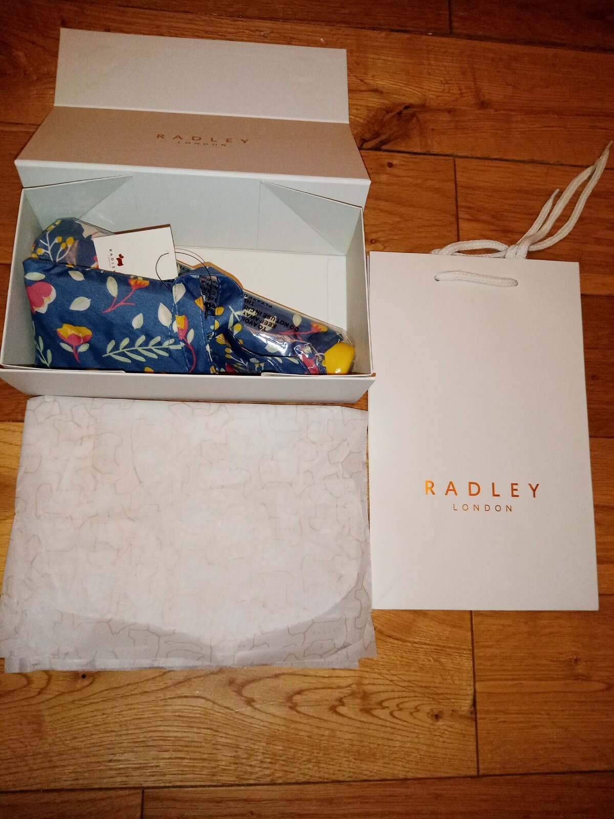 RADLEY+BLOOMING+BOTANICALS+UMBRELLA+%26+FOLDAWAY+SHOPPER+SET+IN+GIFT ...