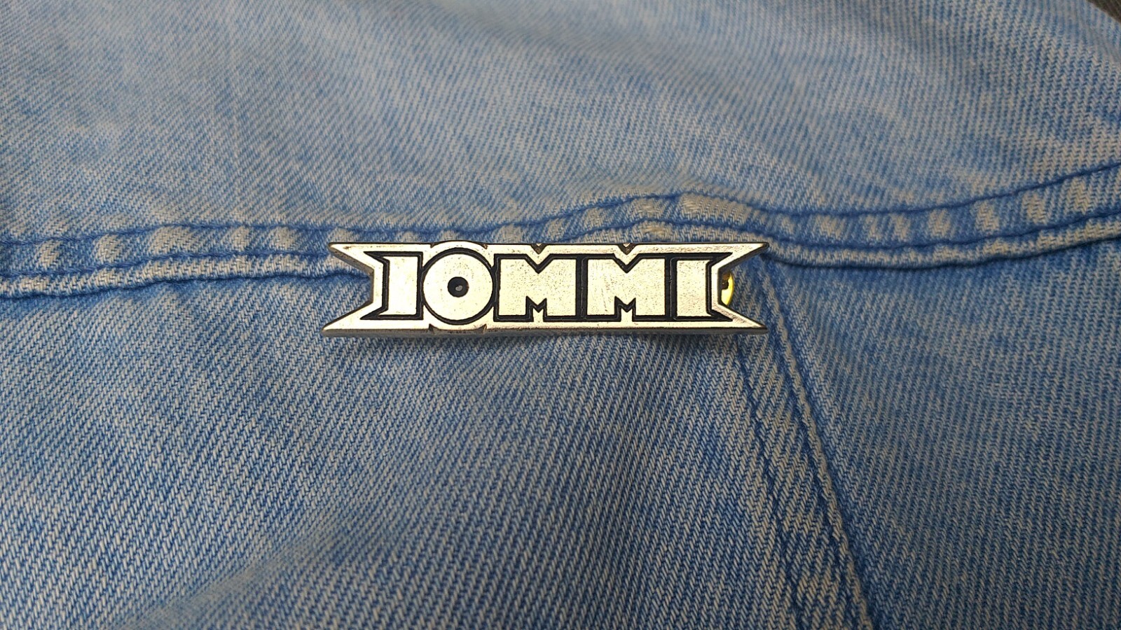 Jethro Tull Iommi logo pin badge hard rock black sabbath eagles deep ...