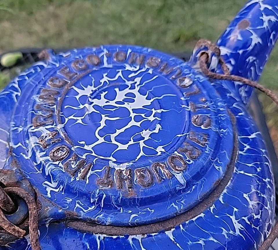 Antique Cobalt Blue And White Kettle Wrought Iron Range Co. St. Louis ...